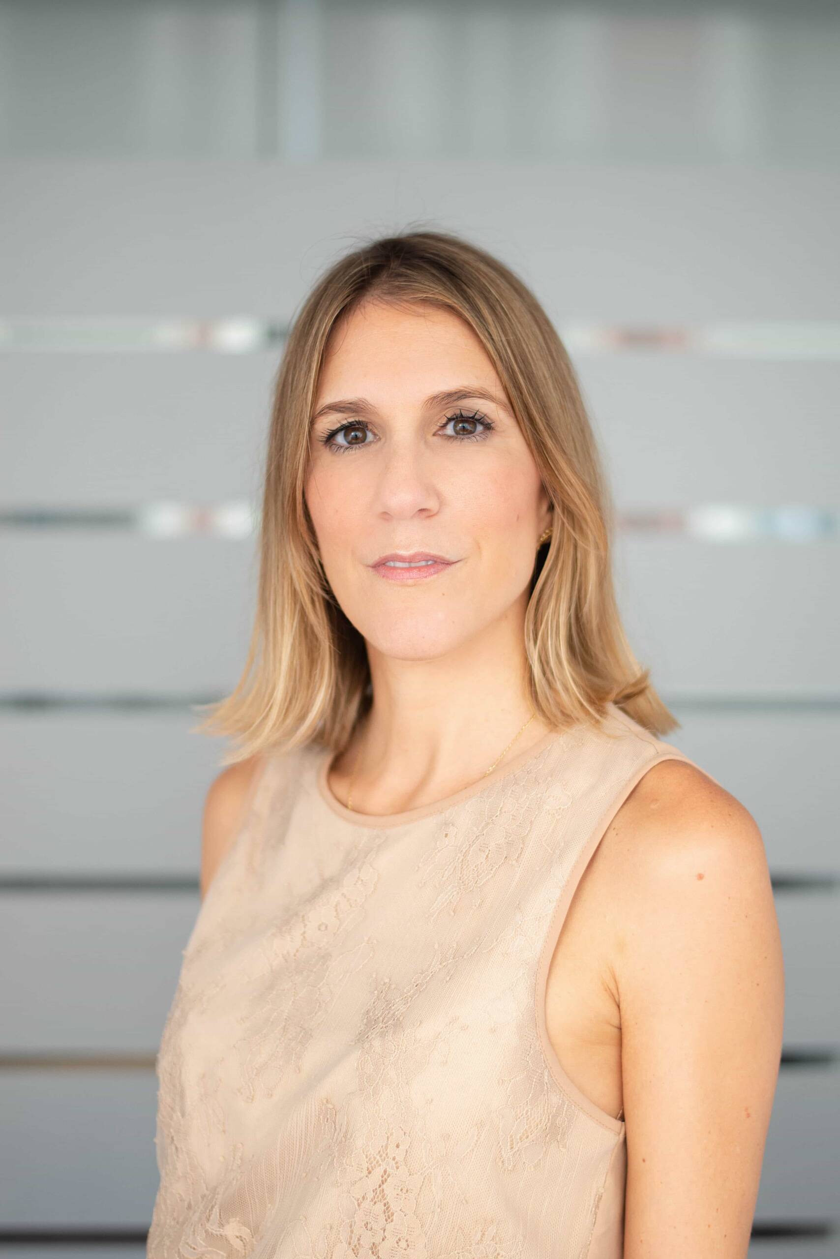 Laura Lozano García - Cremades y Calvo Sotelo - Abogados